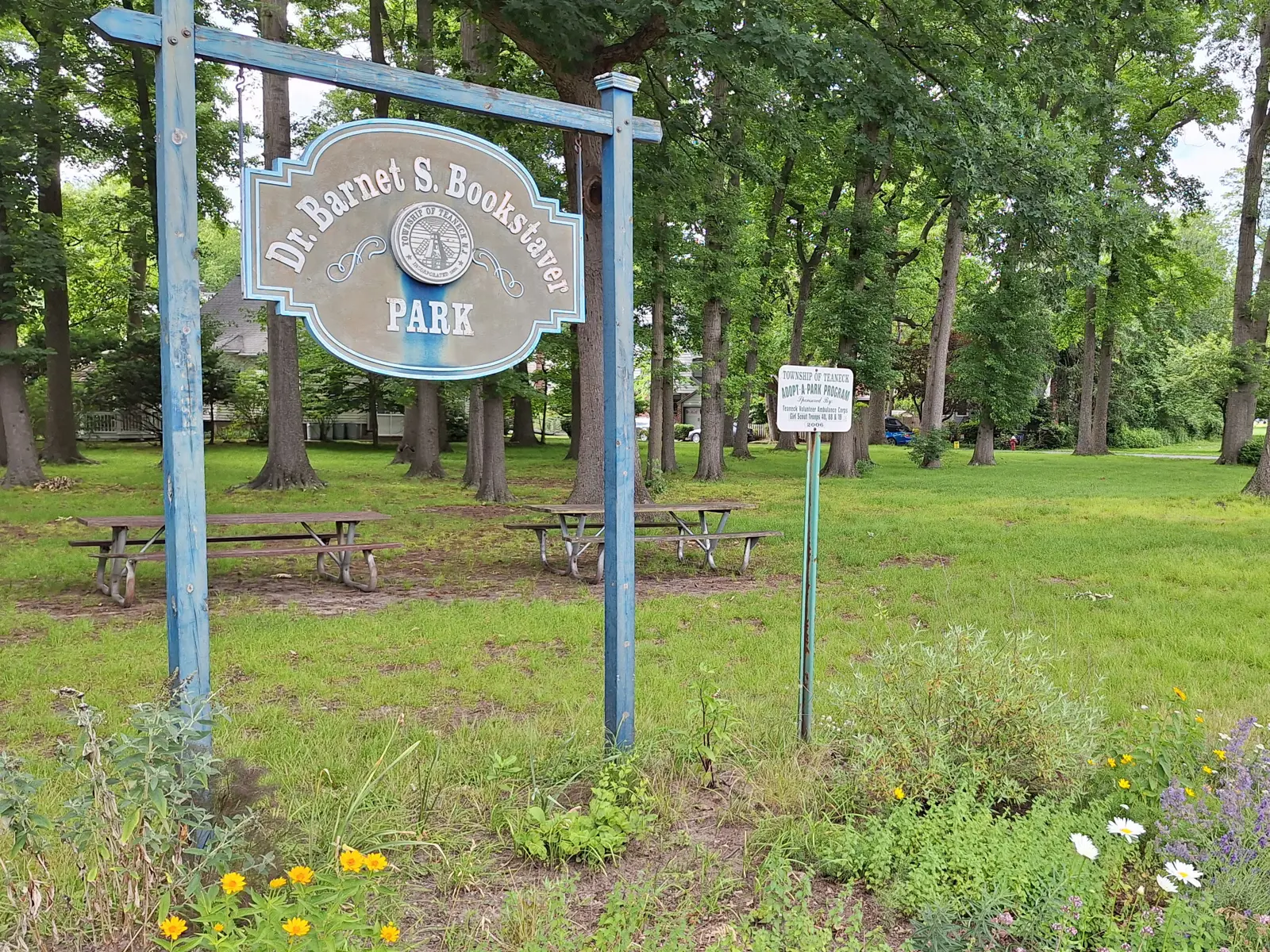 Dr. Barnett S. Brookstaver Park | Teaneck Township